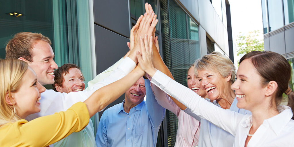 Fan Makers: Employees Are the Guarantee for Your Success!